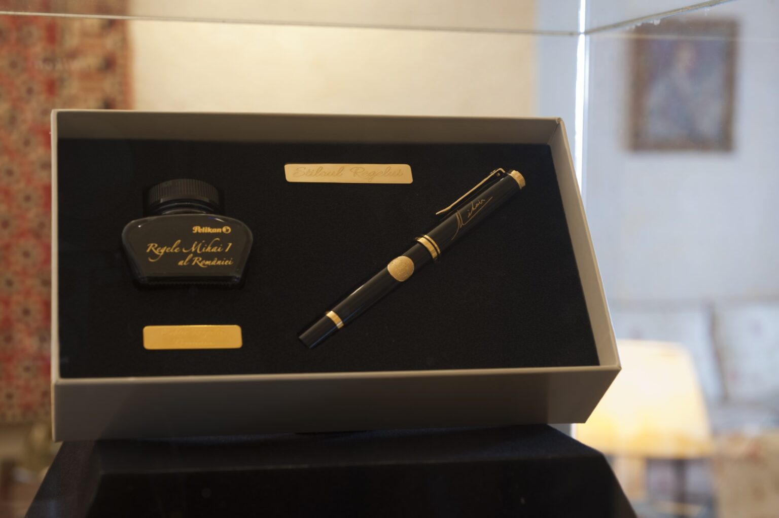 Stiloul Regelui Mihai I – Asociația pentru Patrimoniul Regal Peleș